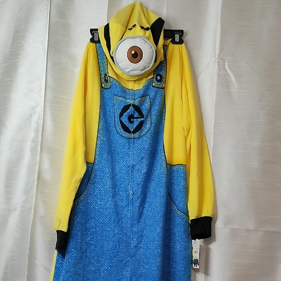 Universal | Other | Universal Halloween Costume Yellow And Blue | Poshmark
